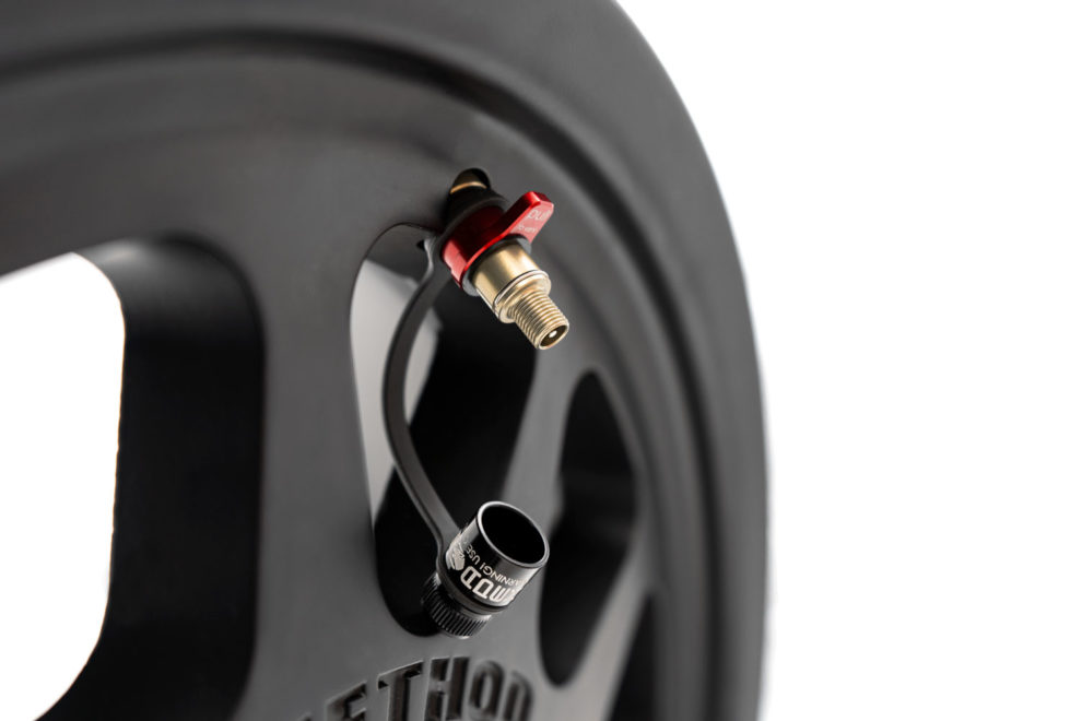 Apex RPV Fast Deflating Valve Stem - Agile Off Road