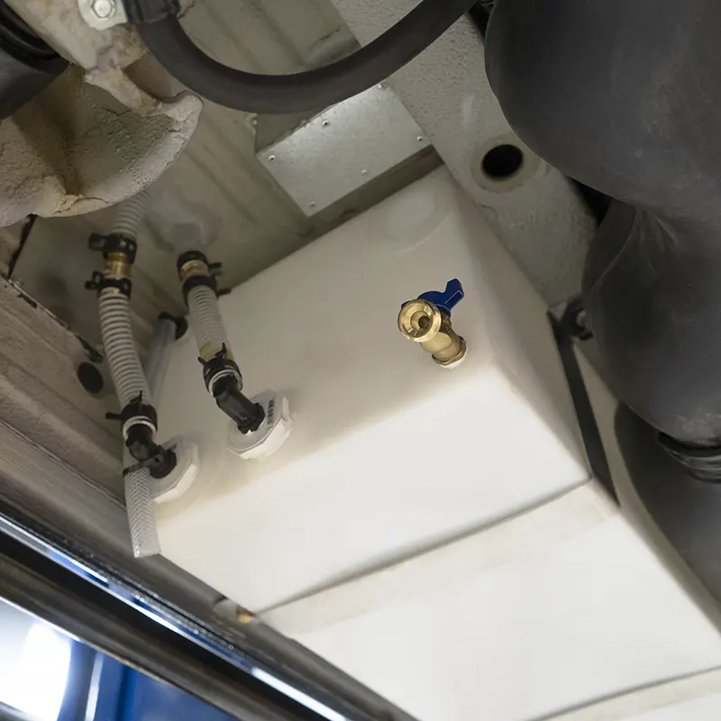 20-Gallon Sprinter Water Tank » Agile Offroad